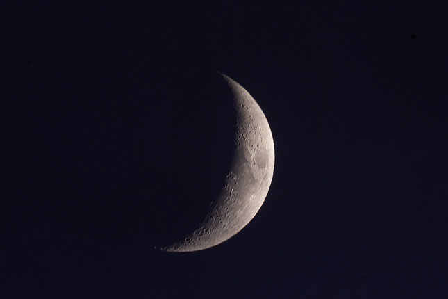 Neunmal Mond mit Wolken - Cremers Photoblog - derStandard.at › Inland