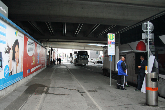 Busbahnhof Wien Erdberg - Alltag - Panorama › Gesellschaft