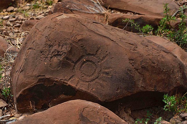 Mexico: 6000 years old rock engravings of a stone-age culture | The ...