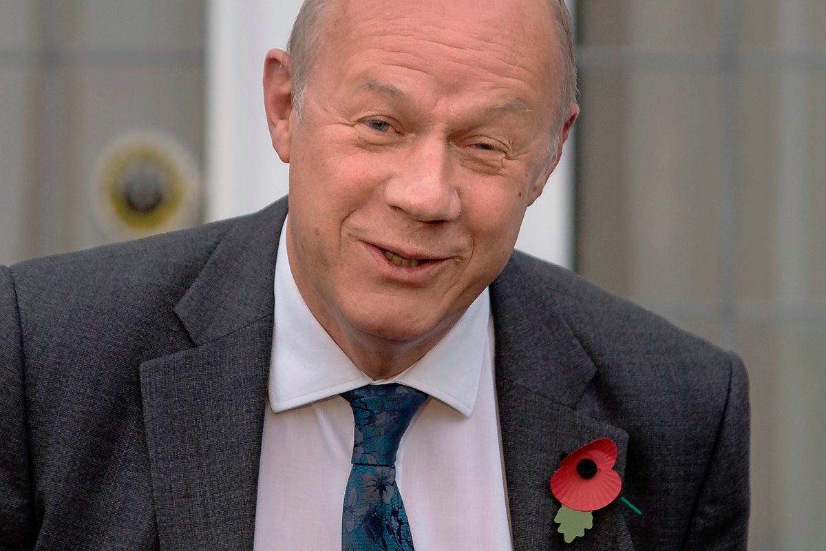 Listen über unangemessenes Verhalten: Wenn das Geflüster öffentlich ...