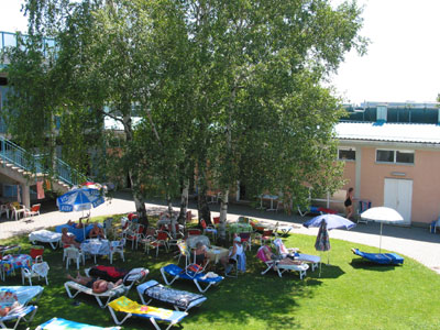 Laaerbergbad - Wien - derStandard.at › Panorama