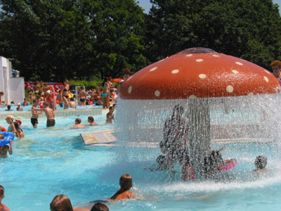 Laaerbergbad - Wien - derStandard.at › Panorama