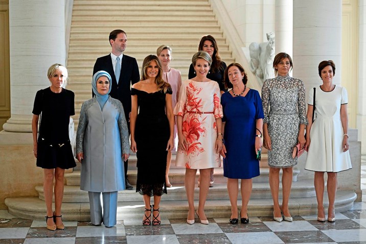 Frankreichs Première dame: Der Stil von Brigitte Macron - Mode ... Frankreichs Première dame: Der Stil von Brigitte Macron - Mode ...