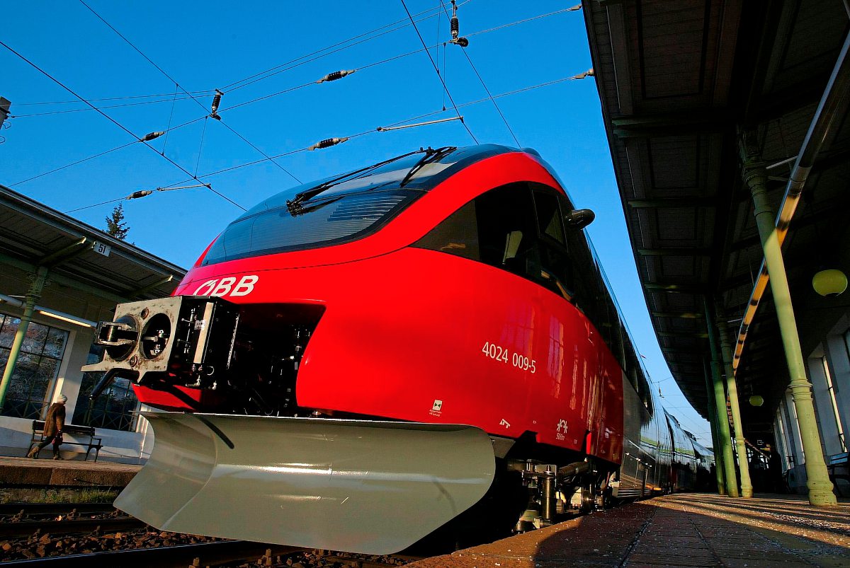 Wiener Flughafen-Schnellbahn S7 fährt ab 4. September öfter - Verkehr ...