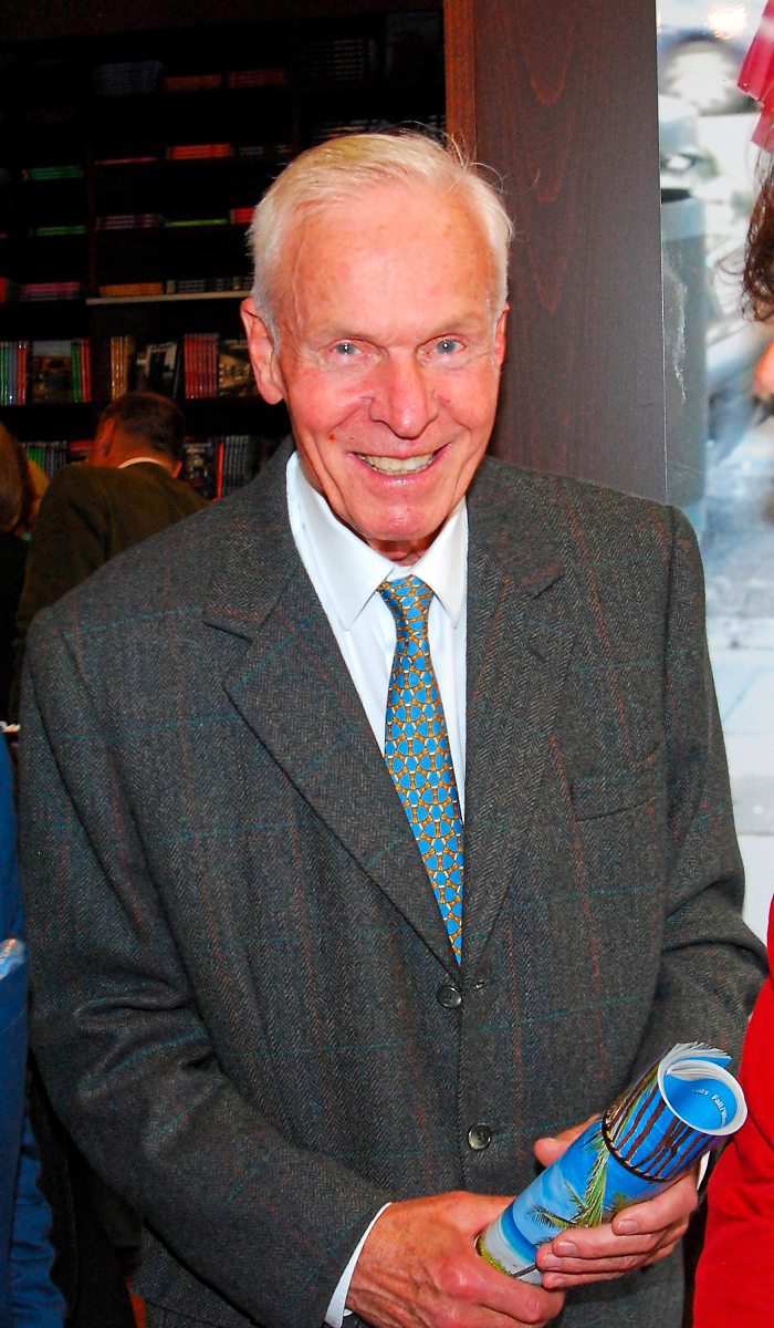 Mysteriöser Milliardär, mutmaßlich AfD-Mäzen - Politik - derStandard.de ...