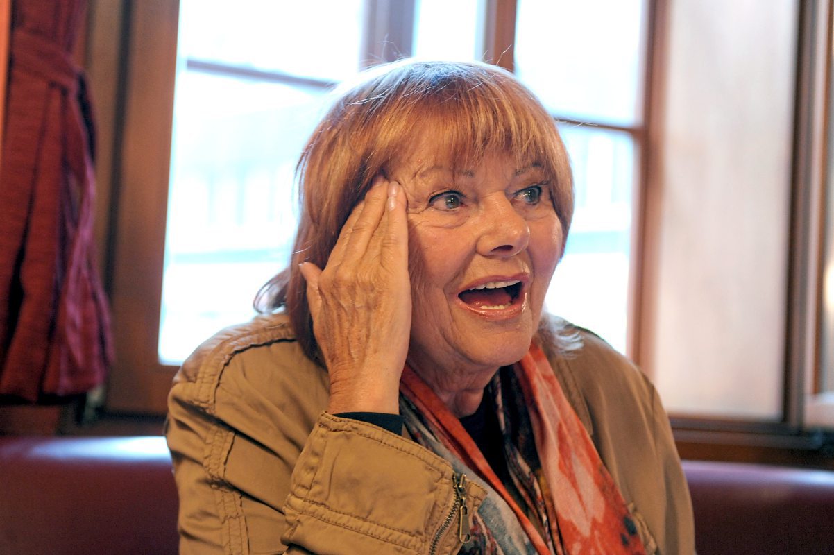 Schauspielerin Elfriede Ott gestorben: Durchtriebenheit und Anmut ...