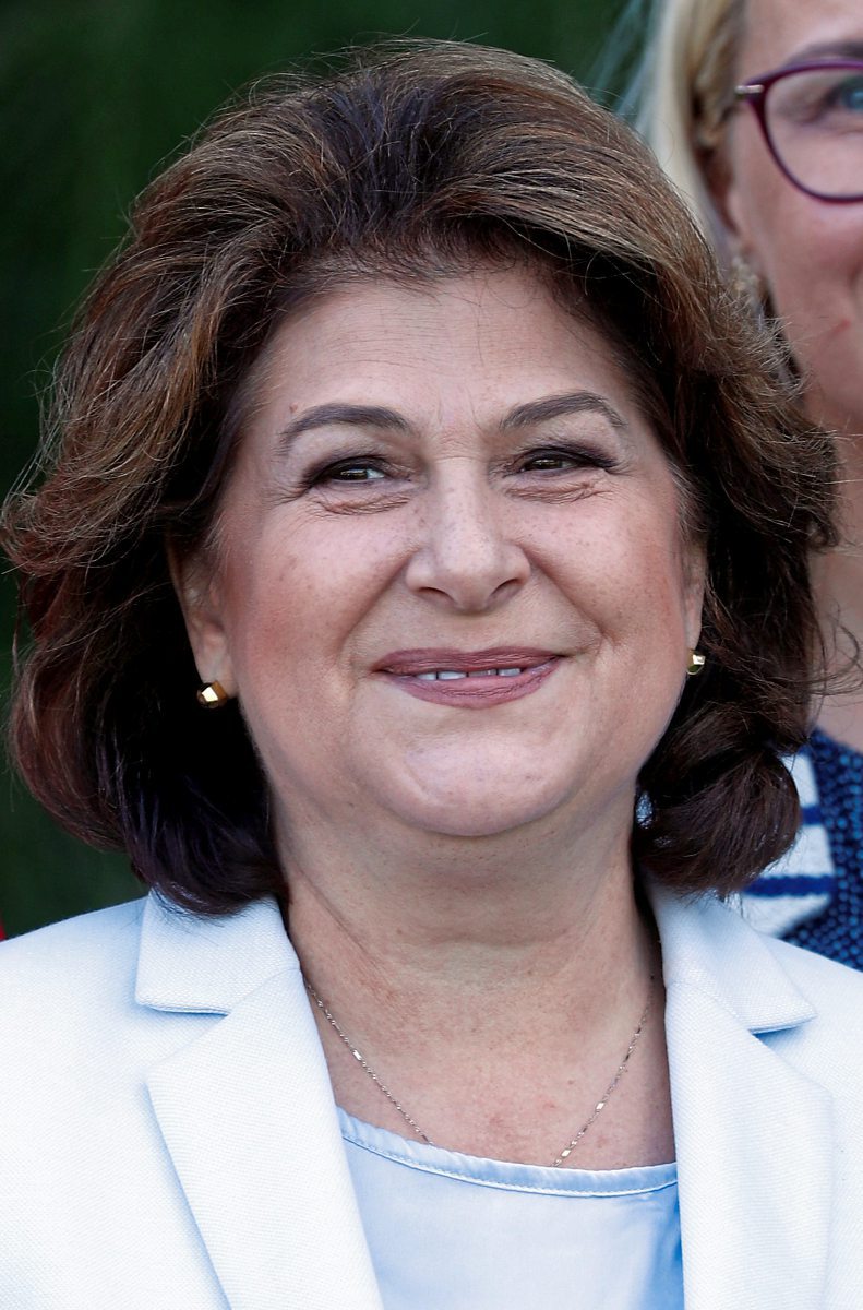 EU-Kommission: Ungarischer Kandidat und rumänische Kandidatin fallen ...