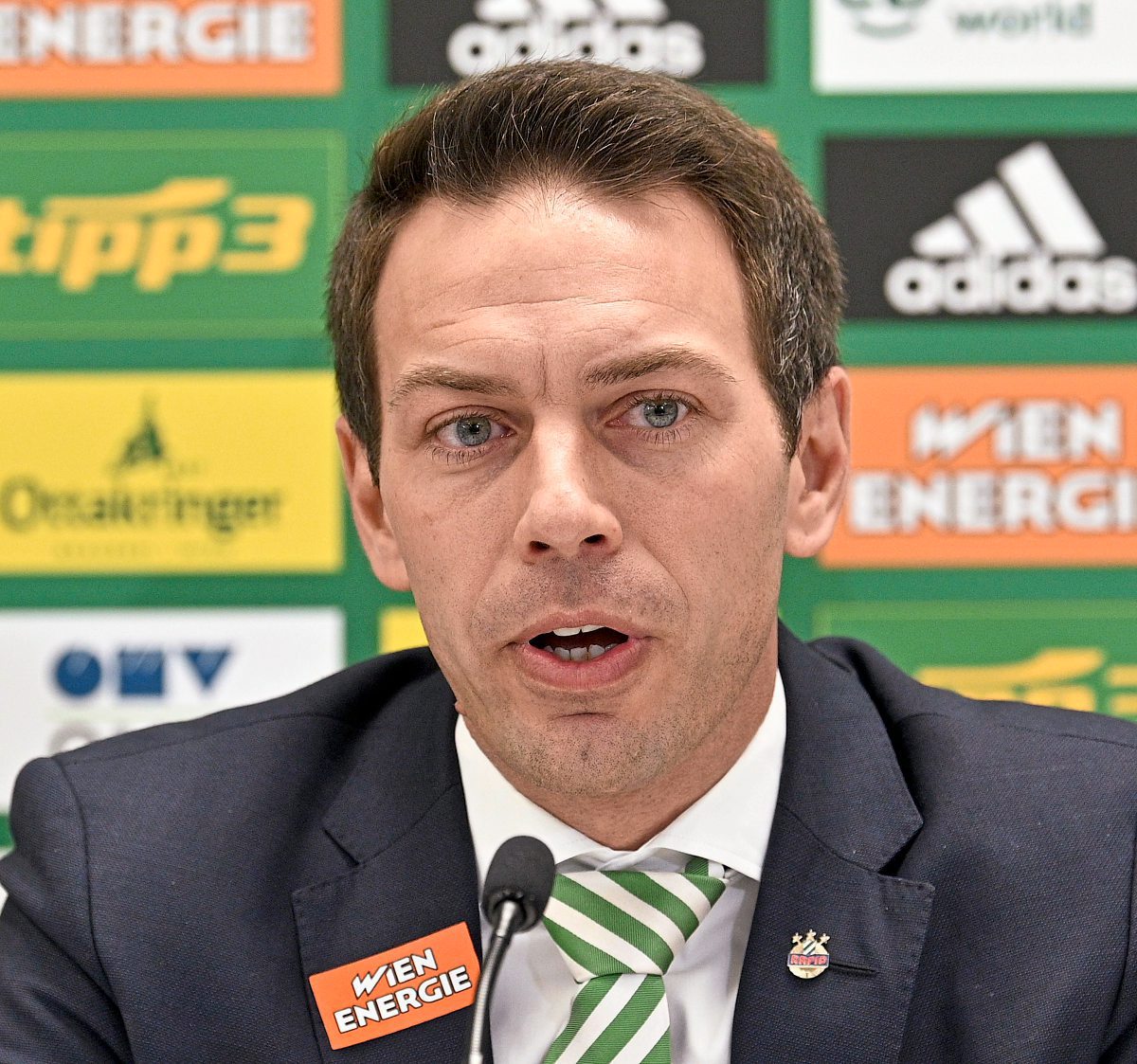 Peschek fährt dazwischen: "Rapid in der Foulstatistik ganz weit unten ...