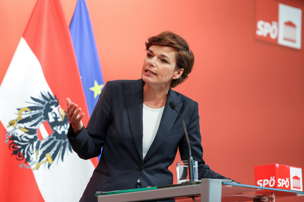 SPÖ-Chefin Pamela Rendi-Wagner im ORF-"Sommergespräch" - Liveticker ...