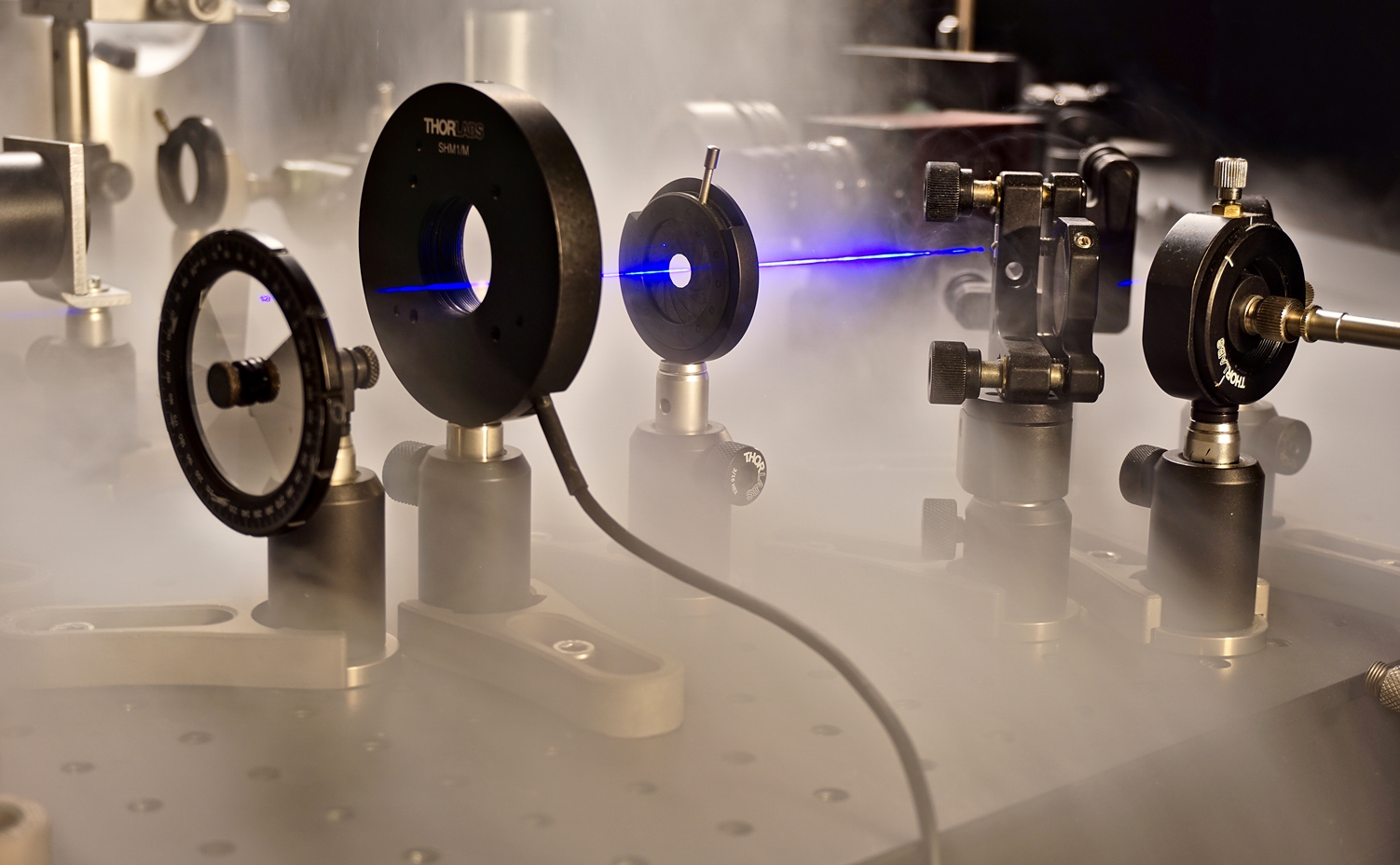Wie Laser funktionieren: Angeregte und stimulierte Elektronen - Blog ...
